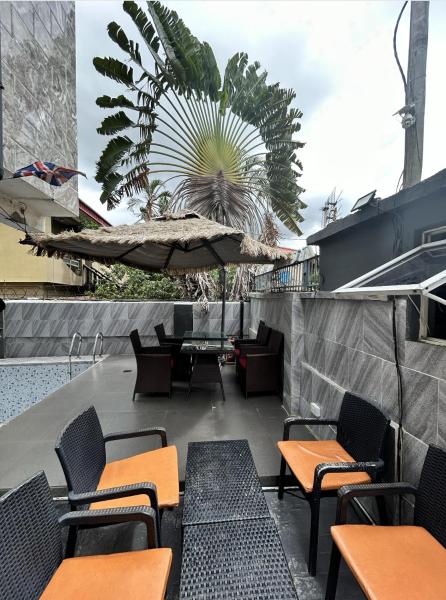 2 Bedroom Apartment Ikeja Adeniyi Jones - Lagos
