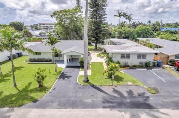 The Pines Hideaway Guesthouse-wilton Manors - Broward County, FL