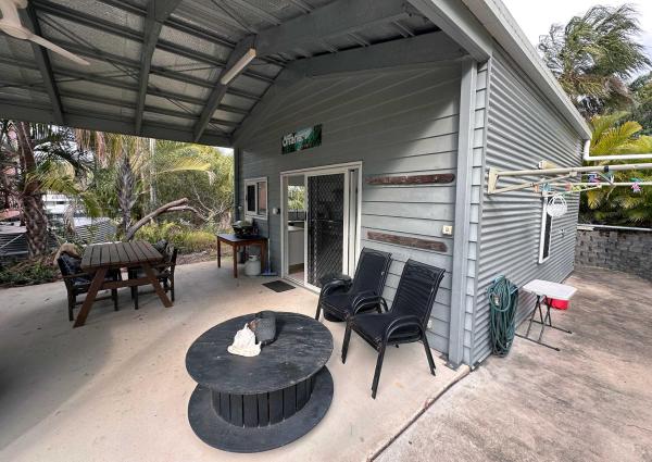 Ohana Hawaiian Term Meaning Family - Agnes Water