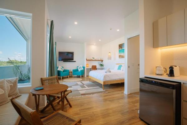 Beer N Bed - Brewery Custodian For The Night - Brisbane