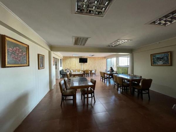 Kuehnel Haus - Coronel