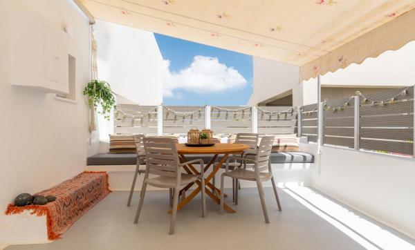 Earthy House - 2 - Santorini