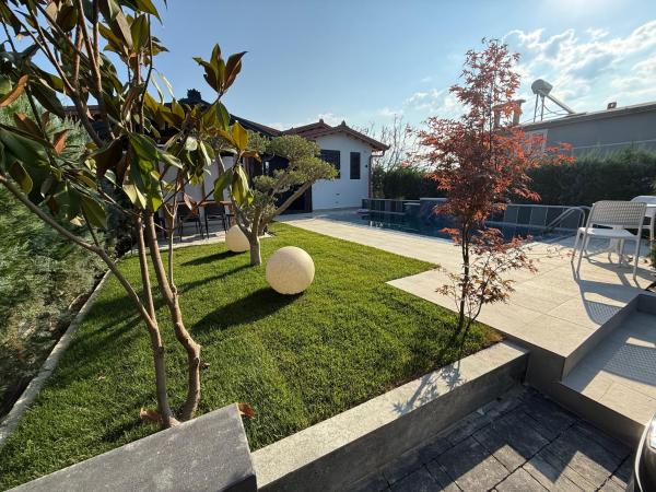 Villa Reja Hamallaj - Albania