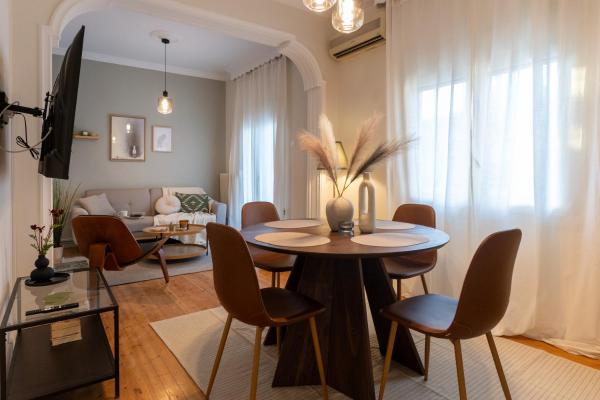 New Stylish Central 2bd, Balcony - Salonicco