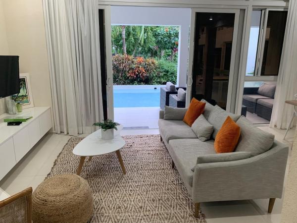 Stunning Townhouse Close To Dover Beach & The Gap - バルバドス