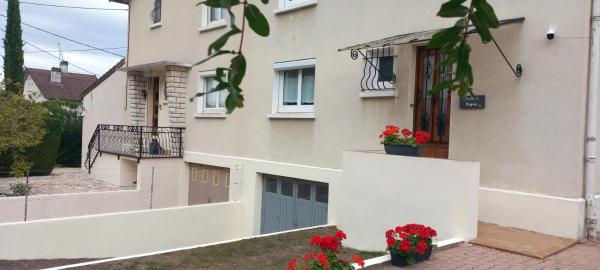 Maison Cosy Avec Terrasse à Vallenay - Cher