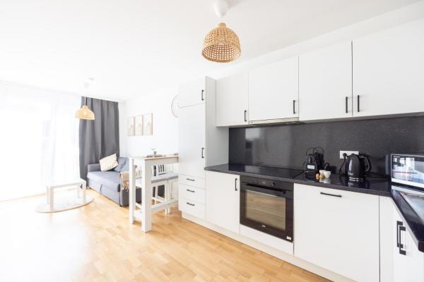 Deluxe Apartment With Garden! Free Garage Parking Included! Near Scs & Industry Center Nö - Perchtoldsdorf