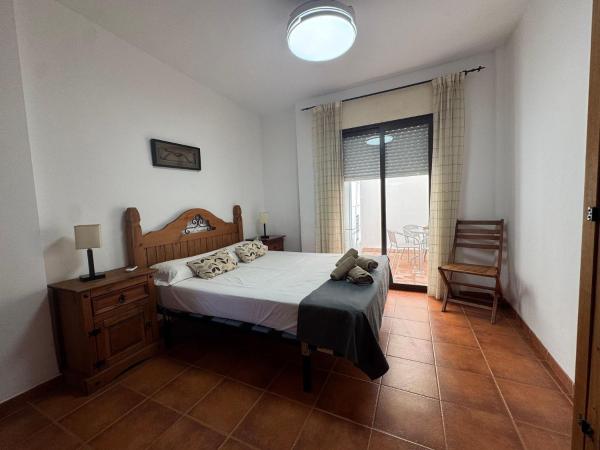 Two Bedroom One Bathroom With Communal Swimming Pool - Frigiliana