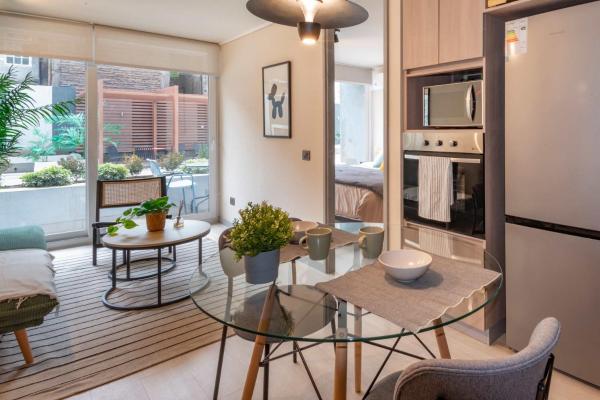 Hom I Dpto 1d1b 2pax Cerca Metro Santa Lucia - Providencia