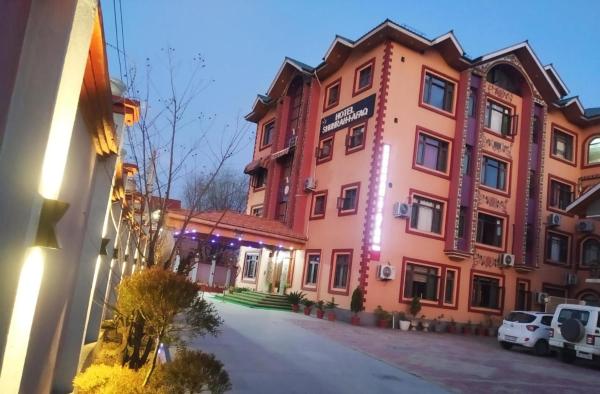 Hotel Shuhrah-i-afaq - Srinagar