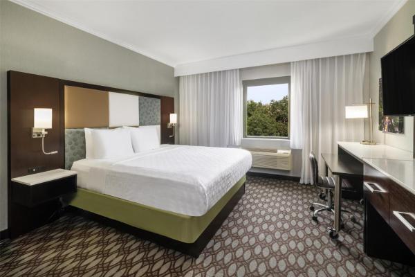 Best Western Premier Nyc Gateway Hotel - North Bergen, NJ