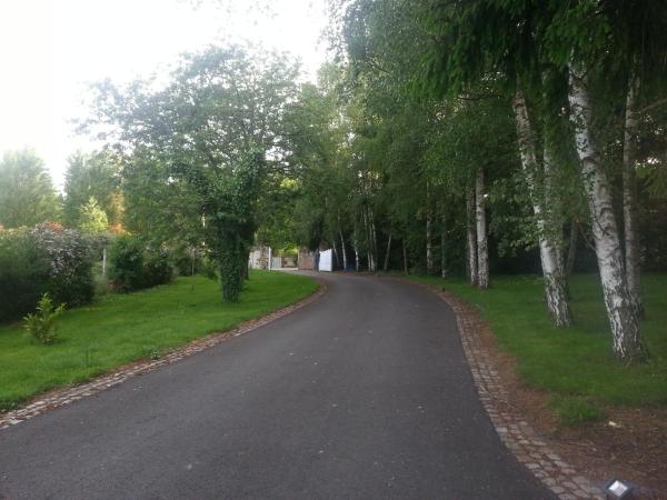 Propriété 15mn Du Circuit Des 24h, Avec Piscine, Parking Privé - Sarthe