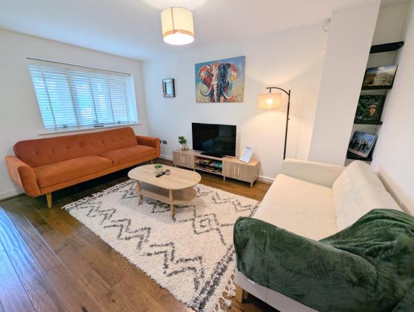 The Eastern Hive - King Bed, 3x Parking, Coop Live & Etihad - Manchester