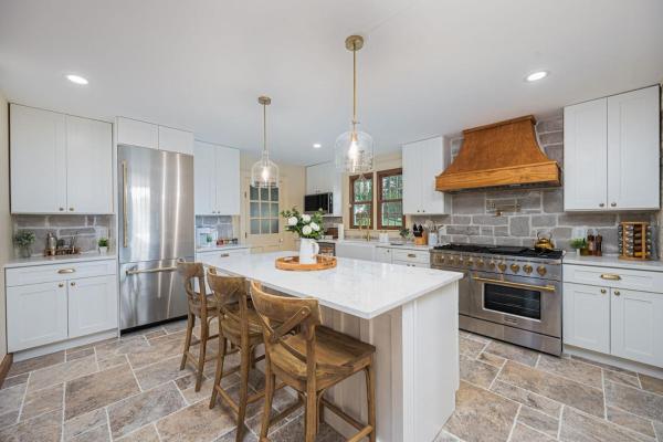 Bellawood Farmhouse - Columbus