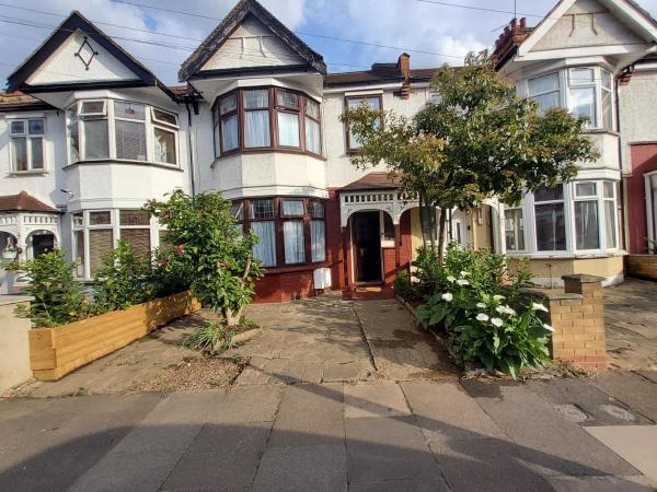 Cosy City Retreat - Ilford