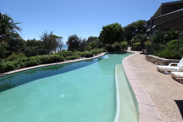 The Beach Hotel Stradbroke Island - Moreton Island