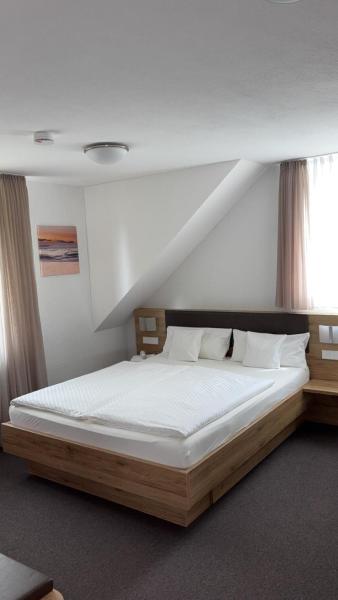 Hotel Gasthof Schützen Gbr - Laupheim