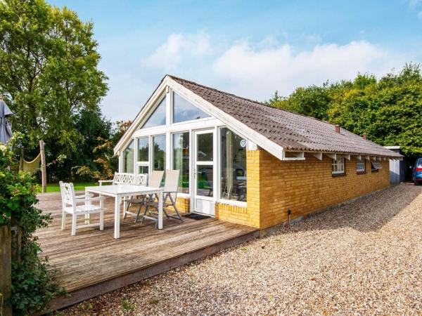 6 Person Holiday Home In Sydals - Denmark
