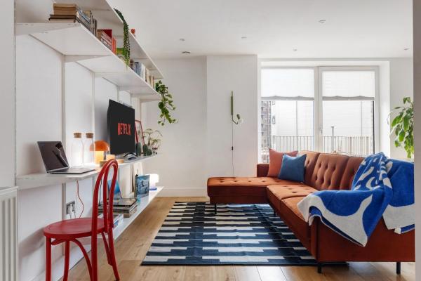 Luxury Apartment - 5 Mins To Canary Wharf & Excel - Woolwich
