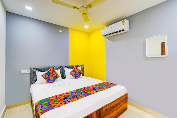 Fabhotel R3 Atmos - Hyderabad