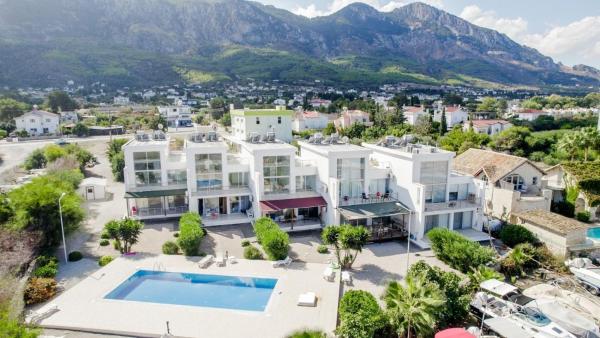Spacious Sanctuary Cove B5 Duplex With Sea View In Kyrenia Girne - Girne