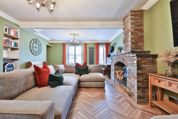 Spacious Swansea Home With Private Parking - Swansea