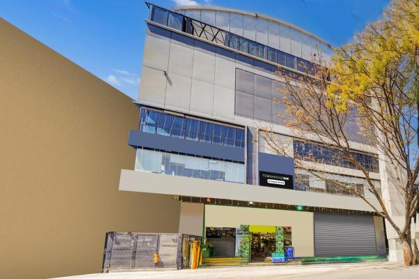 Super Townhouse Oak Dlf Newtown Formerly South Square - Bangalore
