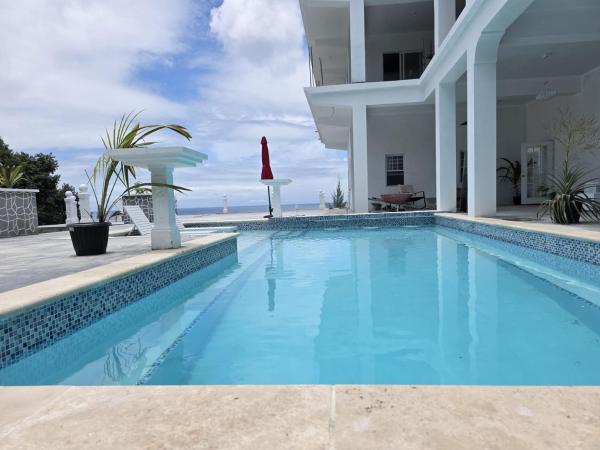 Royal - Chez Mango Villa - Montserrat