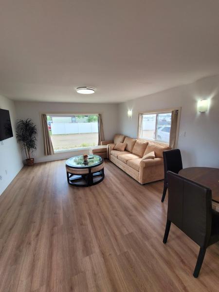Quiet, Modern & Spacious Home With Yard - Kindersley