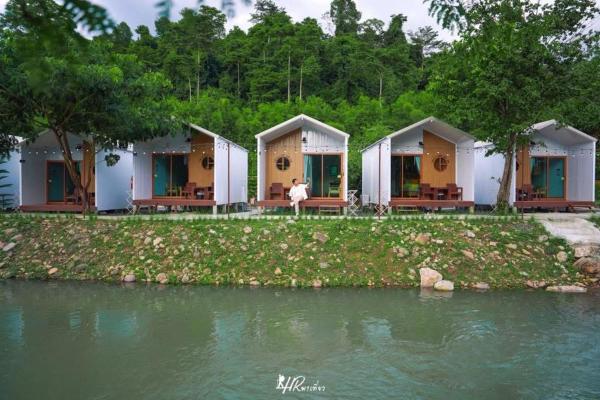 ชิลล์ แคมป์ ชะอม - Thaïlande