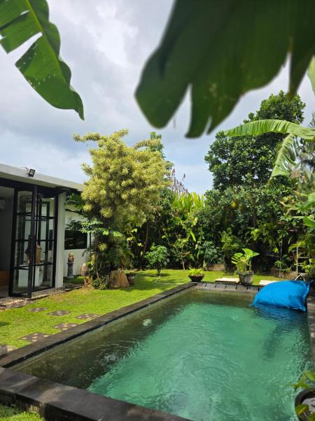 Summerlea Villa Berawa - Aceh