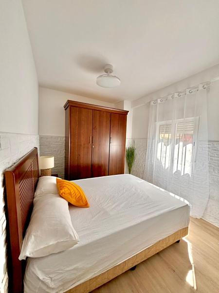 Apartamento Céntrico, Planta Baja, Zona Muy Tranquila Con Fácil Aparcamiento - Arjona