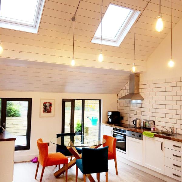 Luxury Loft Apartment With Stunning Roof Garden - Dingle Peninsula