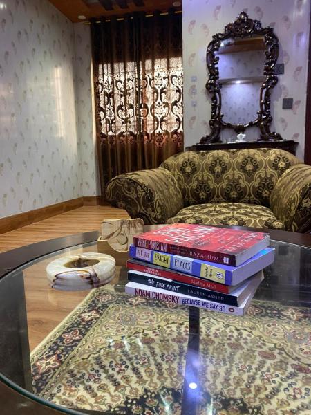 2br With Rooftop Dha Phase 6 - Karachi