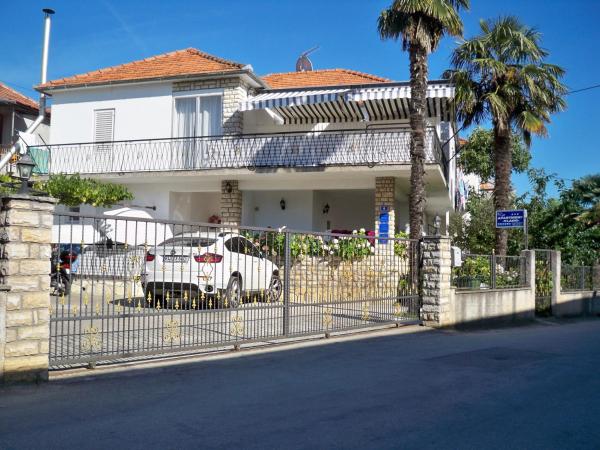 Apartment Vlado - Sukošan