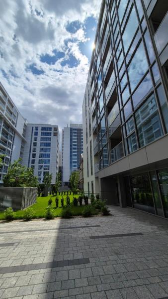 Towarowa Global Apartment, Free Parking, Air-conditioning, Self Check-in 24h - Poznań