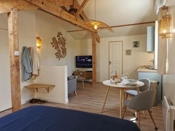 Aux Portes De La Plage, Entièrement Rénovés, Climatisation, Wifi, Parking Gratuit, Linge De Maison Fournit, Ménage En Fin De Séjour Compris - Étang d'Aureilhan