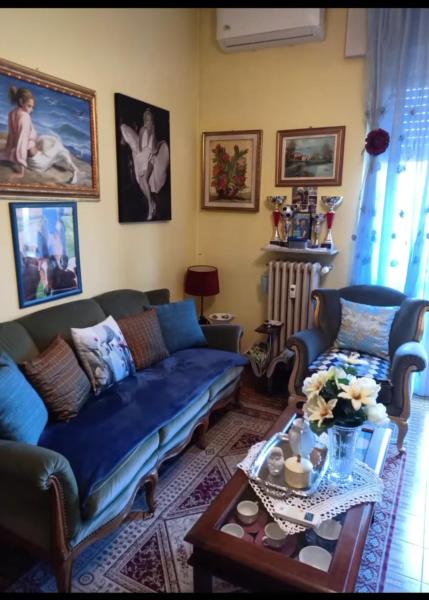 Nancy House - Varese