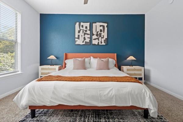 Lux 1br - Pool, Bbq - Near Med District & Nightlife - Gated Community - Dallas, TX
