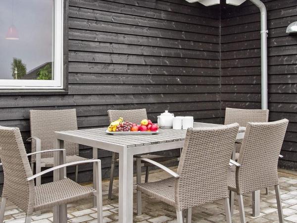 20 Person Holiday Home In Hasselberg - Ostsee