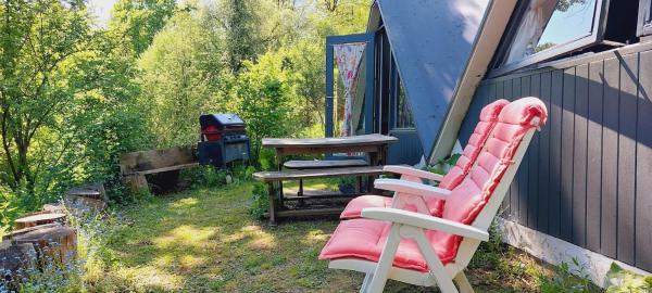 Charmant Petit Chalet Dans La Forêt - Yvoir