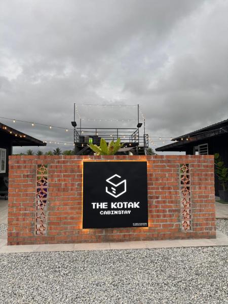 The Kotak Cabinstay Parit Buntar - Penang