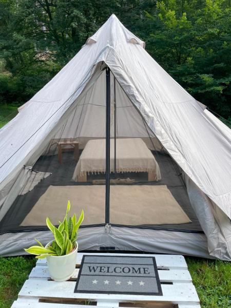 Traumhaftes Glamping-zelt In Unberührter Natur - Leiwen