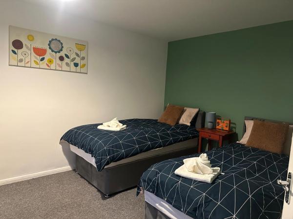 Modern Oxford Retreat, 2bed, 1 Bath With Parking - Witney