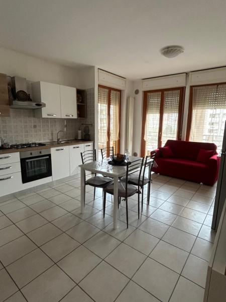 Casa Silvia - Accogliente Bilocale A 5 Minuti Dalla Stazione Di Pescara Portanuova - Pescara