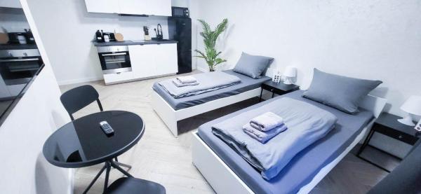 Alfa Stuttgart Mikro-apartment 2 Betten Küche Bad L Smarttv Wifi L Porsche & Bosch L 2 Beds Kitchen Bath - Stuttgart