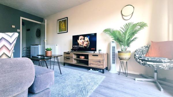 Modern 2bed House, Free Parking, Nr Parkway Station And Uwe - Bristol