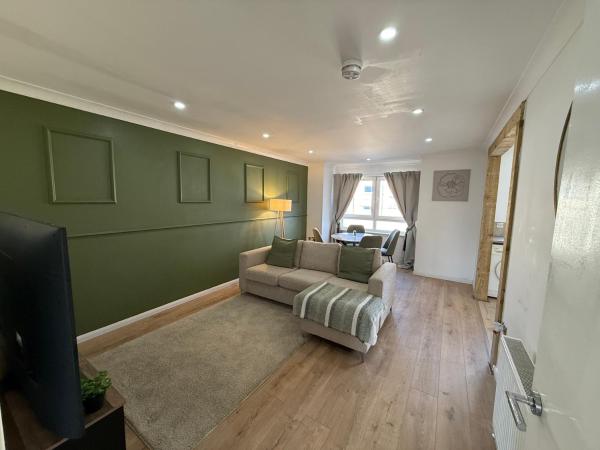 Luxurious 2 Bedroom, 8 Mins From City Centre - Glasgow