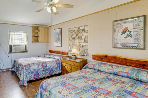 On-site Hiking Trails: Cozy Lake Whitney Studio! - Lake Whitney, TX