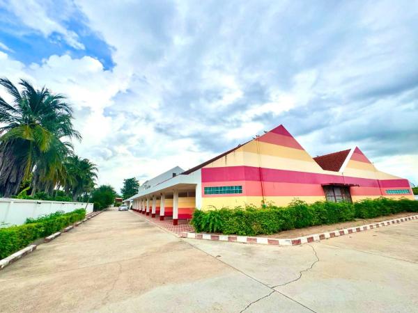 Oyo 75583 Fut Fit Fo Fai Inn Hotel - Kanchanaburi